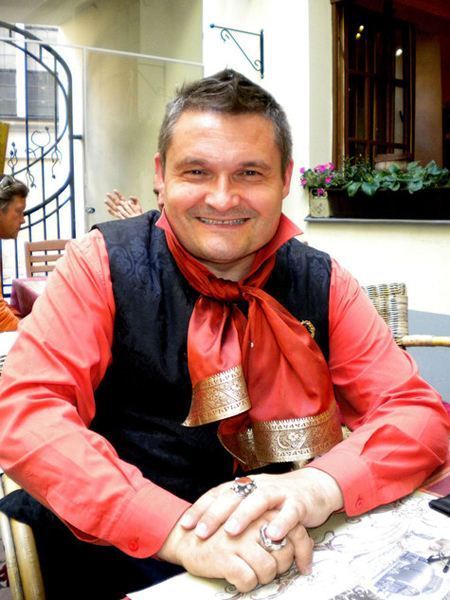 Александр Васильев биография историка моды, фото, личная жизнь, его ...